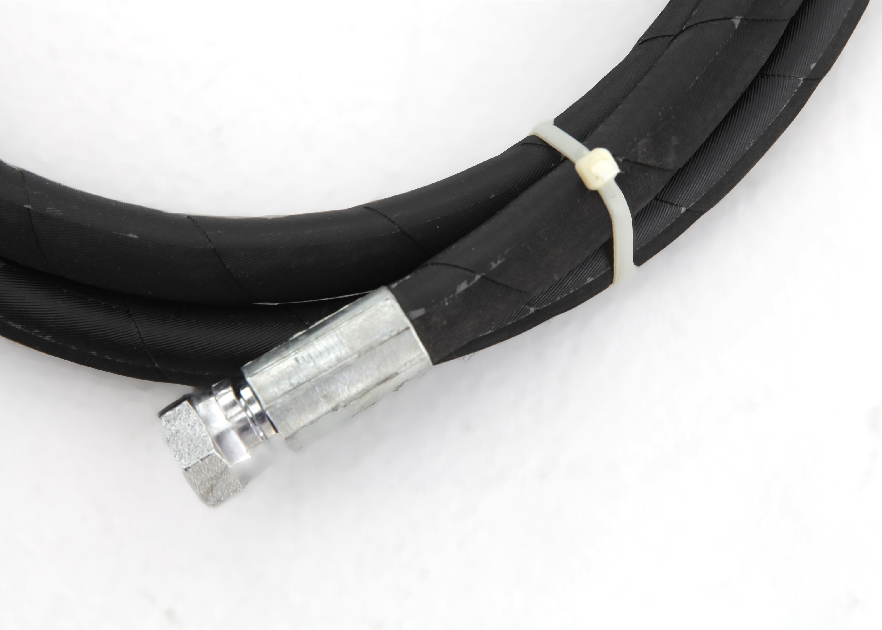 DN10 manguera hidráulica de encargo SAE 100 R1 EN la hembra de BSP 90 grados